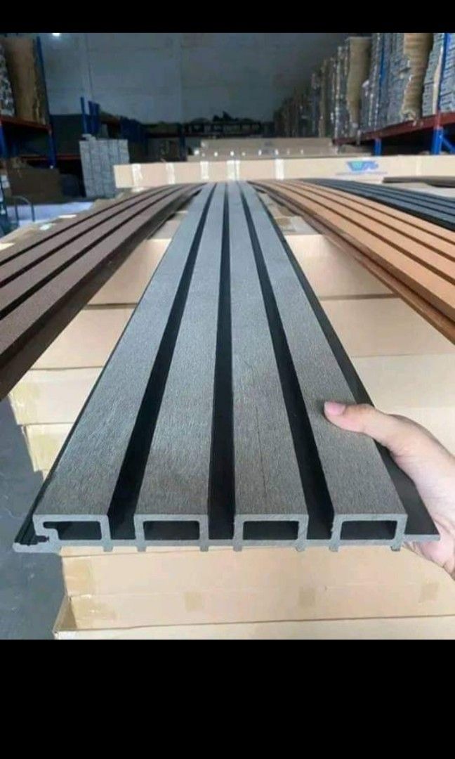 Outdoor floated panel on Carousell