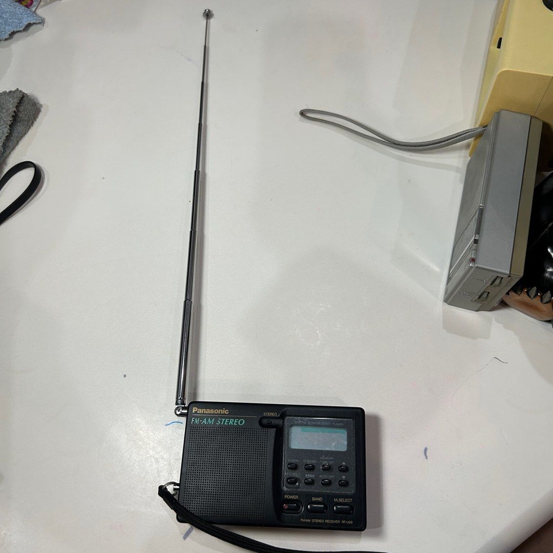 Panasonic RF-U09 AM FM Radio portable, Hobbies & Toys, Memorabilia ...