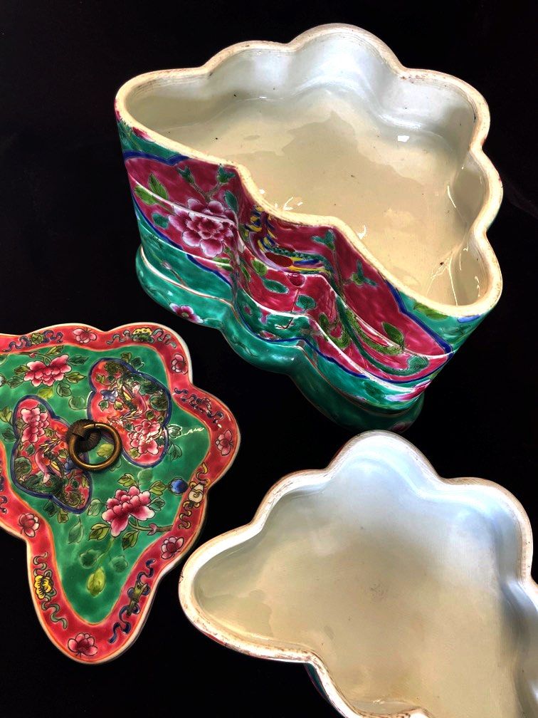 Peranakan Ceramic Tiffin (4 tiers) - Butterfly Series, Hobbies & Toys ...