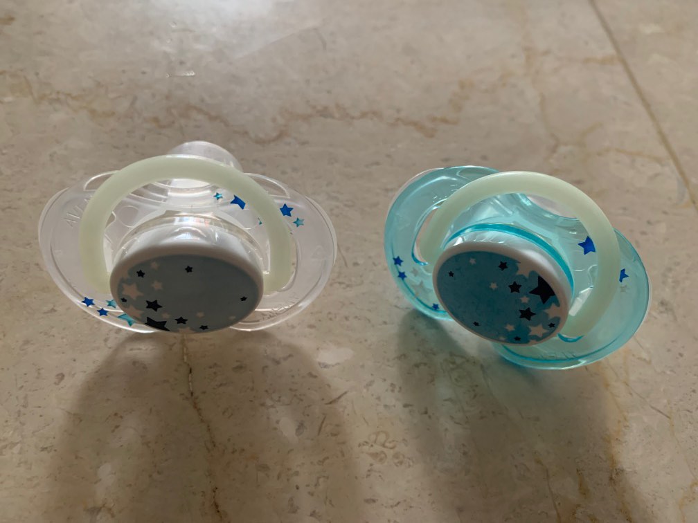 Philips avent pacifiers (2x), Babies & Kids, Nursing & Feeding ...