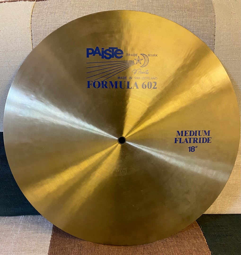 RARE!! From 80s. Blue Label Paiste 18" Formula 602 Medium Flat Ride ...