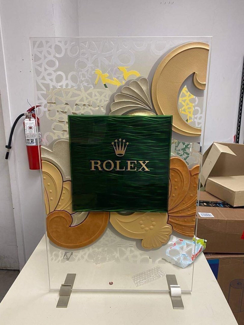 Rolex Display on Carousell