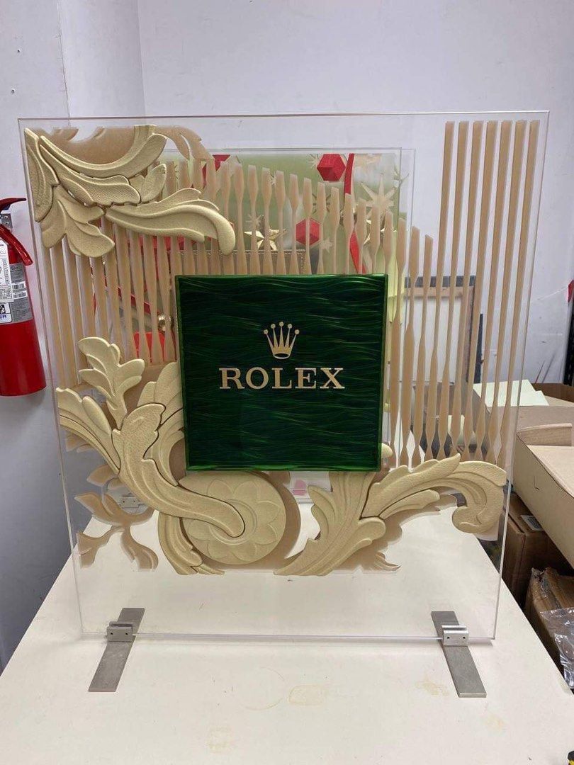 Rolex Display on Carousell