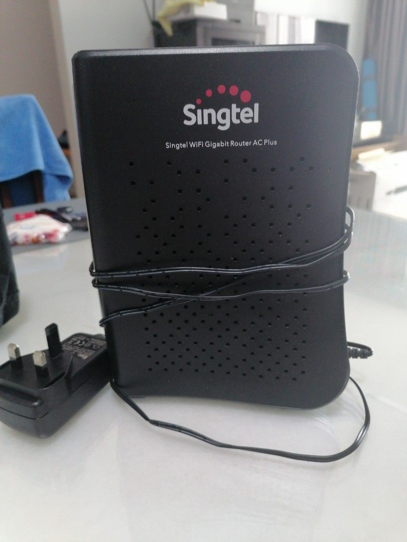 Singtel WiFi router Plus, Computers & Tech, Parts & Accessories ...