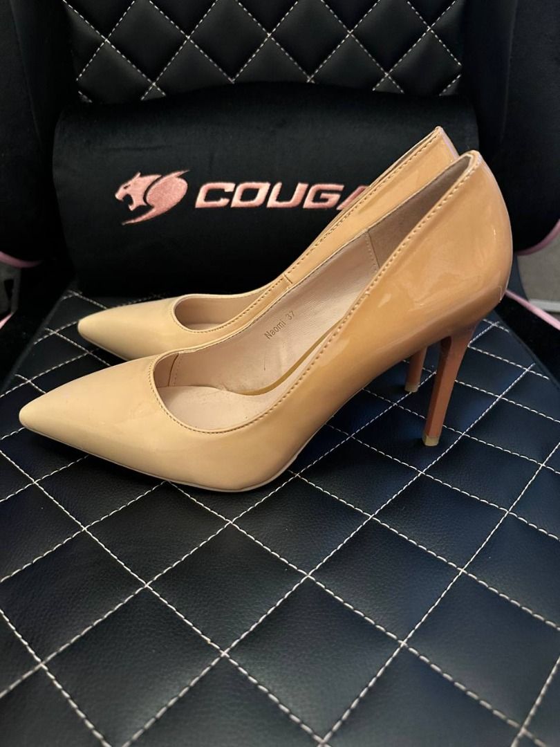 SoFab Cream Heels, Women's Fashion, Footwear, Heels on Carousell