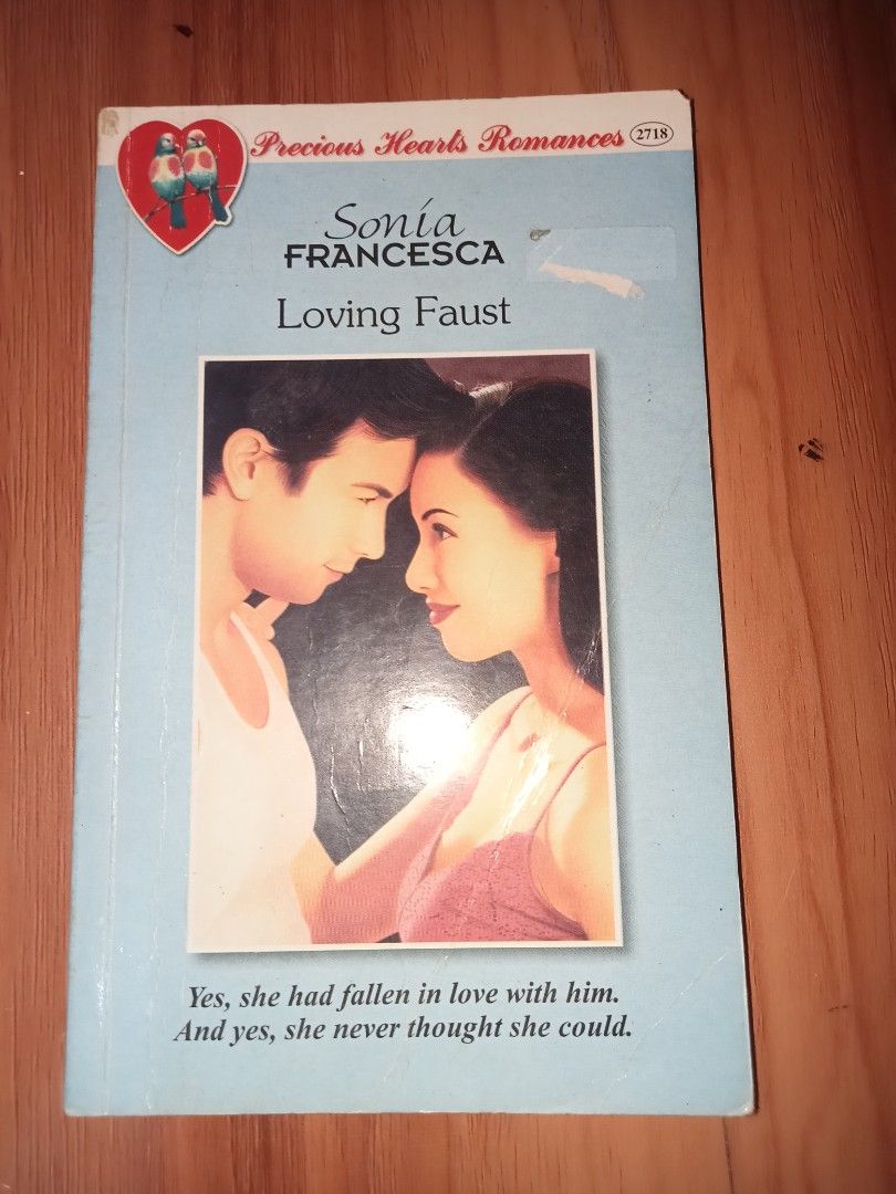 Sonia Francesca Pocketbooks on Carousell