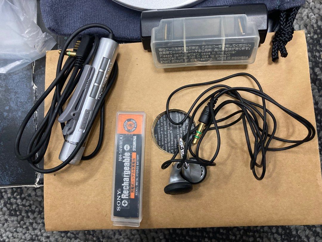 Sony walkman D-NE10 全新, 音響器材, 音樂播放裝置 MP3及CD Player - Carousell