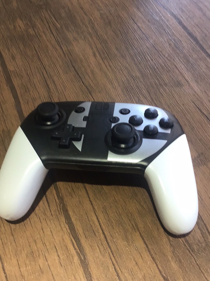 Switch Pro Controller - Super Smash Bros. Limited Edition, Video Gaming, Gaming Accessories ...