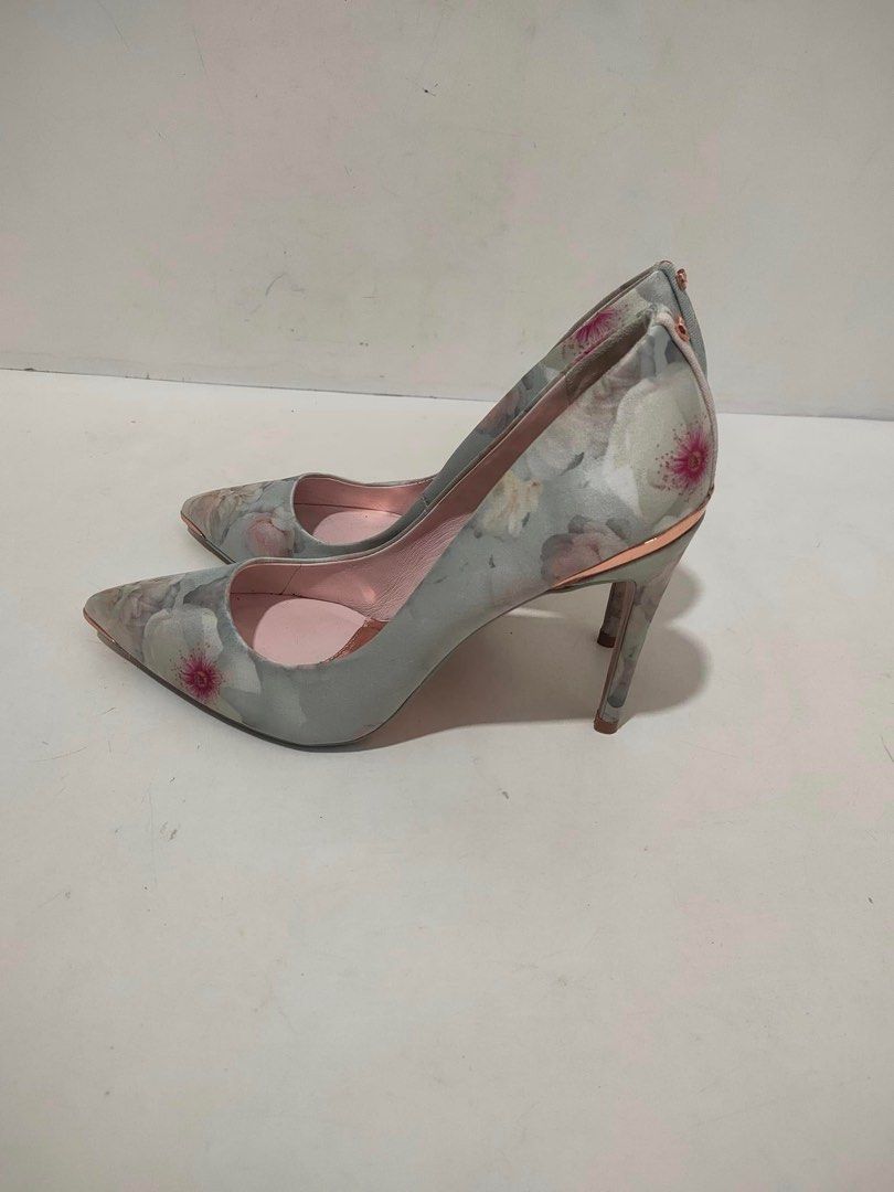 Ted baker high heels, Fesyen Wanita, Sepatu di Carousell