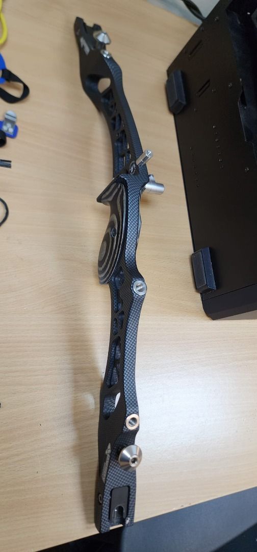 Topoint Unison 25" Archery Recurve Riser ( Left Handed ), Sports ...