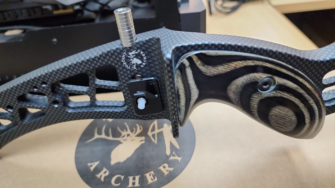 Topoint Unison 25" Archery Recurve Riser ( Left Handed ), Sports ...