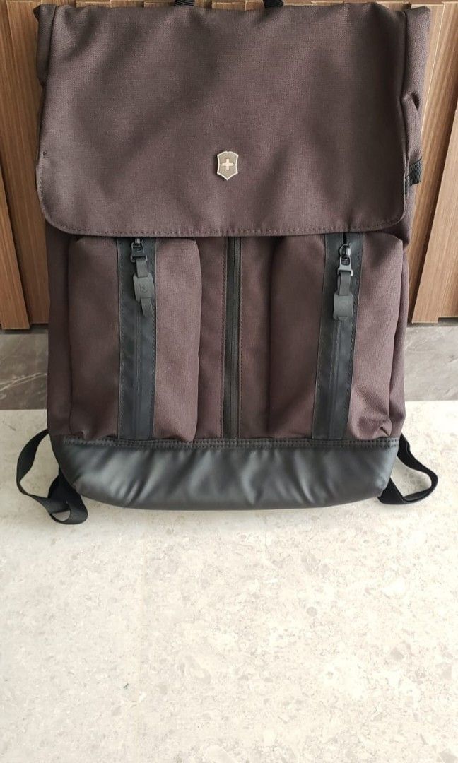 Victorinox backpack, Men's Fashion, Bags, Backpacks on Carousell