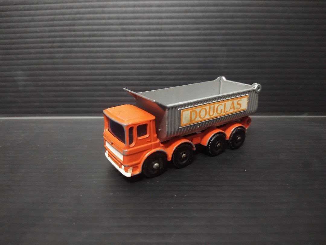 VINTAGE 1969 LESNEY MATCHBOX #51 8 Wheel Tipper Truck, Hobbies & Toys ...