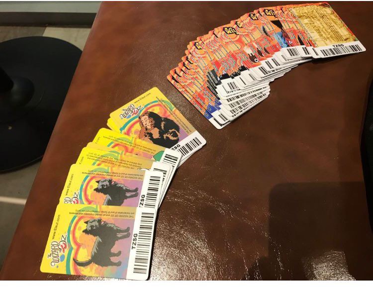 Willy wonka Golden ticket timezone and wizard of Oz Toto full set ...