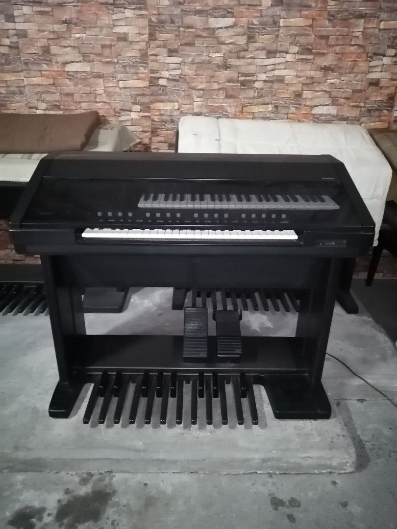Yamaha EL700 Electone Organ, Hobbies & Toys, Music & Media, Musical ...