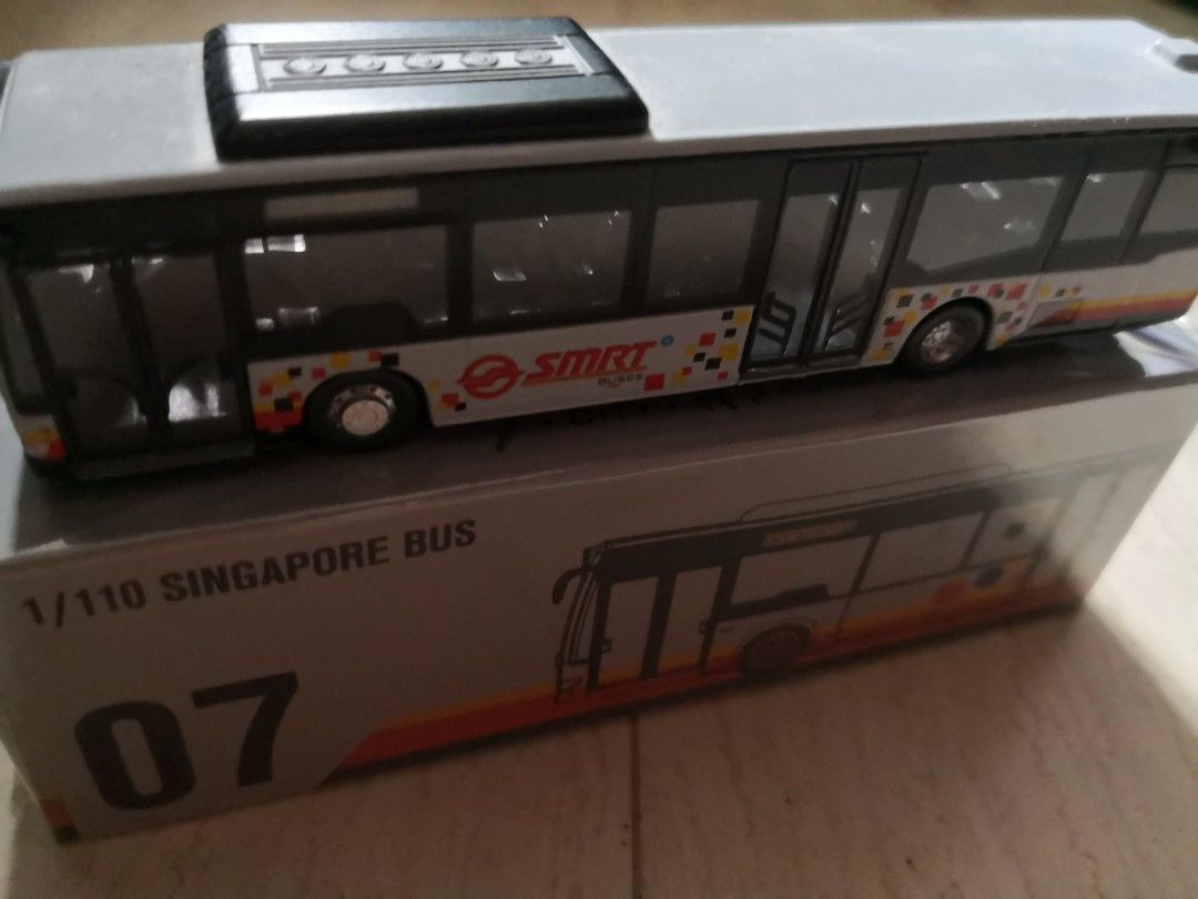 1/110 Singapore Bus SMRT Sg Buses 858, Hobbies & Toys, Toys & Games on ...