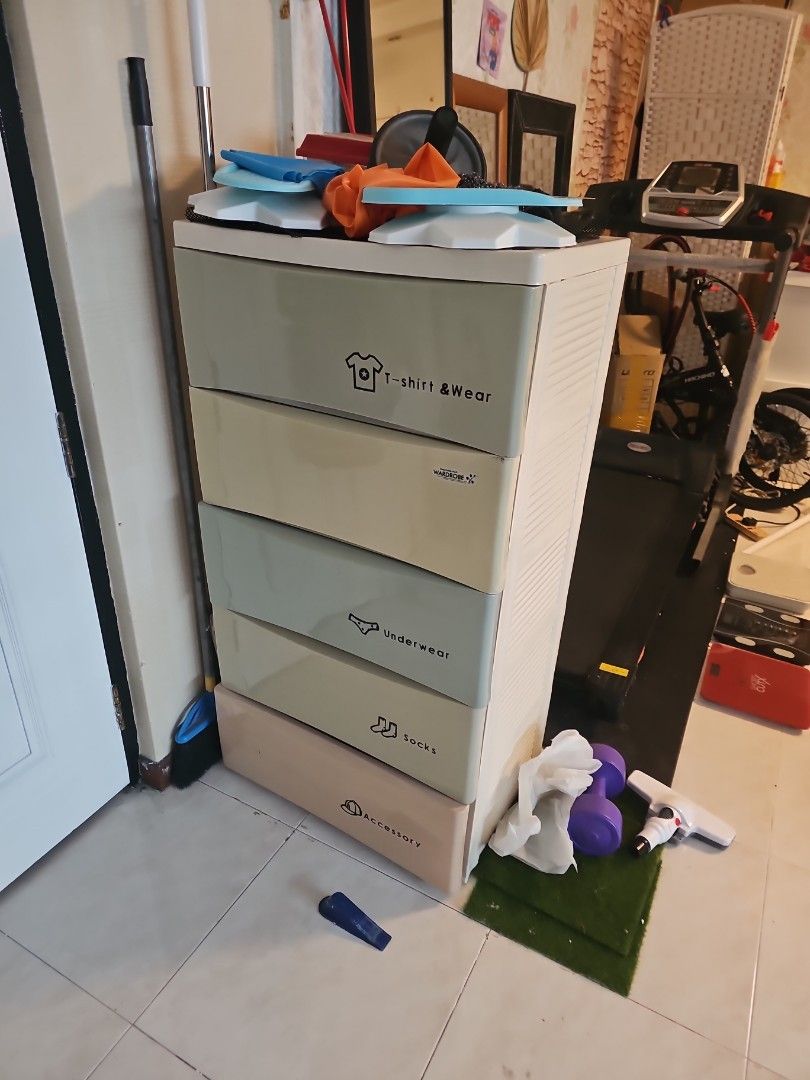 2 set of plastics cabinet., Furniture & Home Living, Furniture, Shelves ...