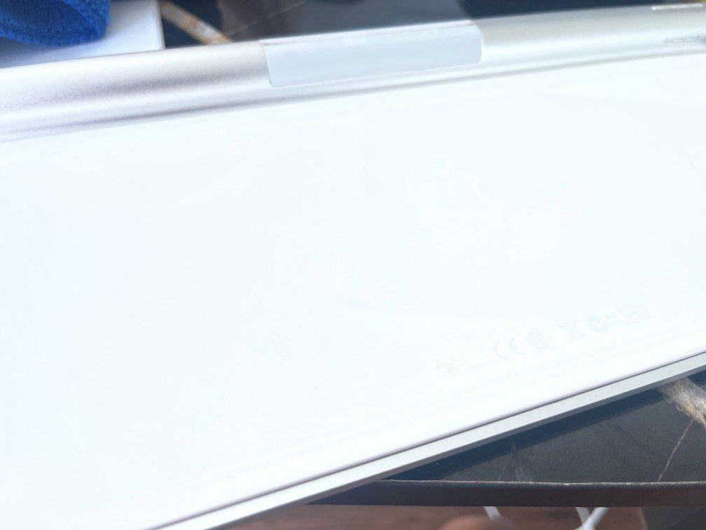 Apple a1314 keyboard on Carousell