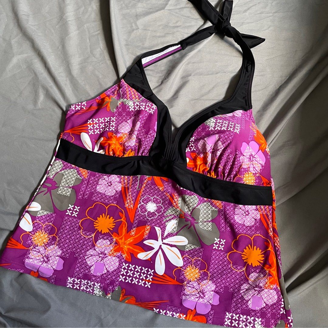 beach tops, Women's Fashion, Tops, Shirts on Carousell