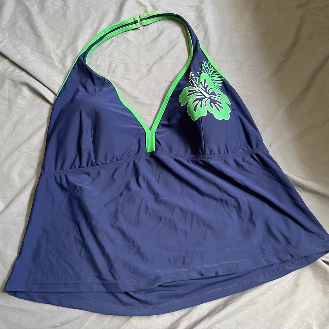 beach tops, Women's Fashion, Tops, Shirts on Carousell