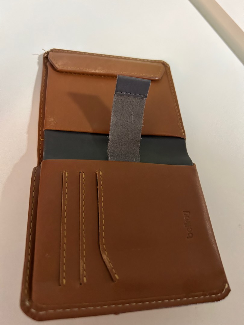 Bellroy wallet, Men's Fashion, Watches & Accessories, Wallets & Card ...