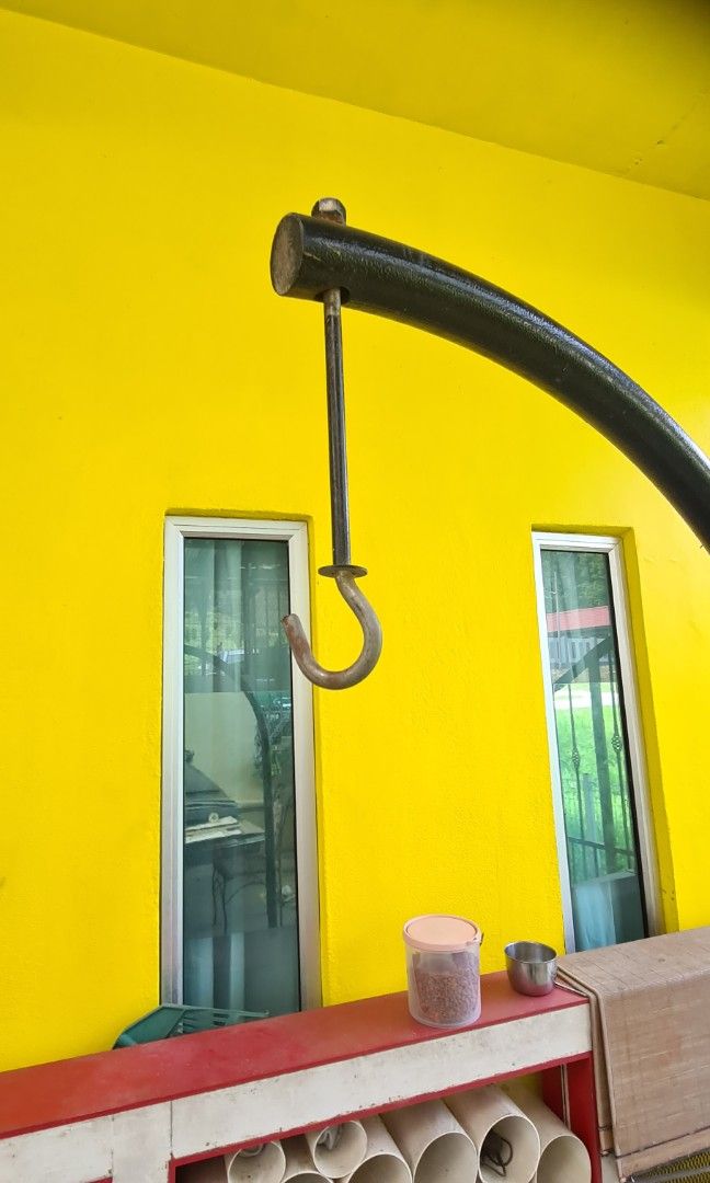 Besi buaian gantung, Furniture & Home Living, Outdoor Furniture on ...