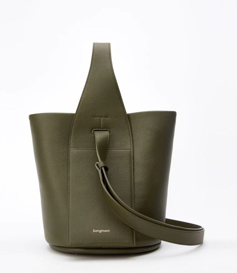 [BRAND NEW] Songmont Drippy Bucket Bag, Women's Fashion, Bags & Wallets ...