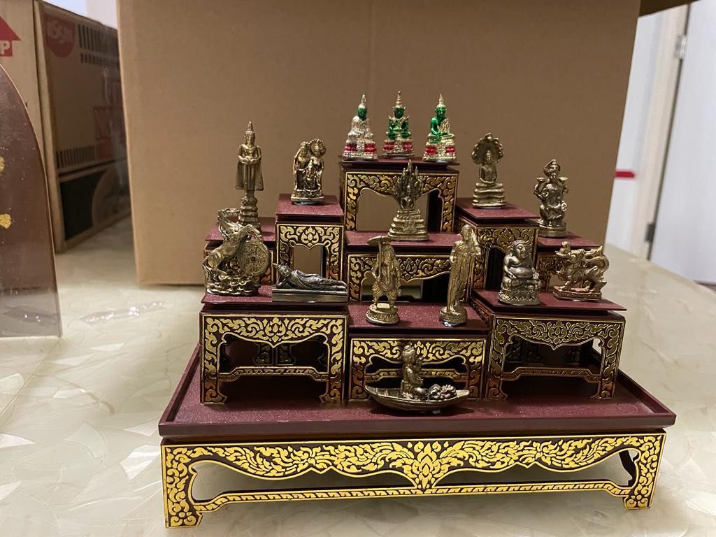 Buddha display, Furniture & Home Living, Home Decor, Other Home Decor ...