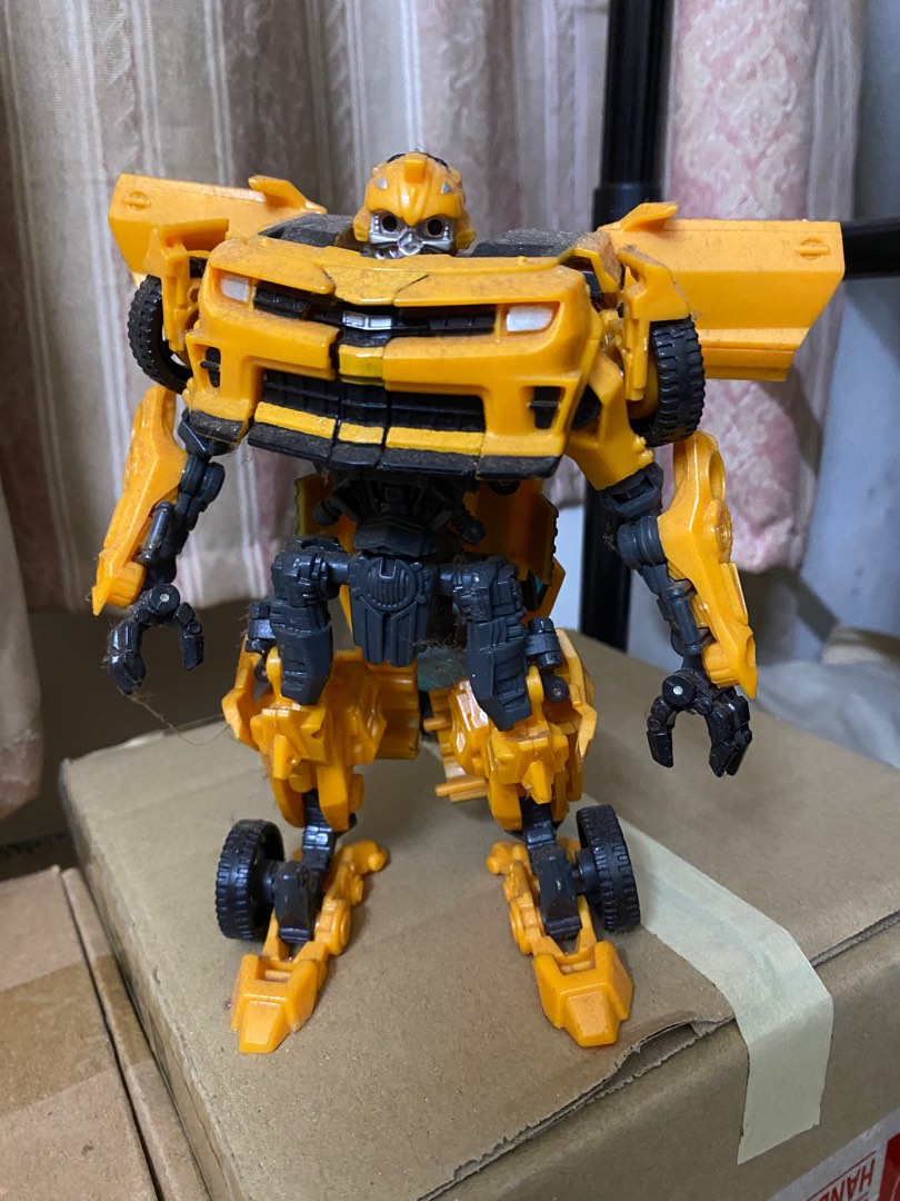 Bumblebee Bayverse version, Hobbies & Toys, Toys & Games on Carousell