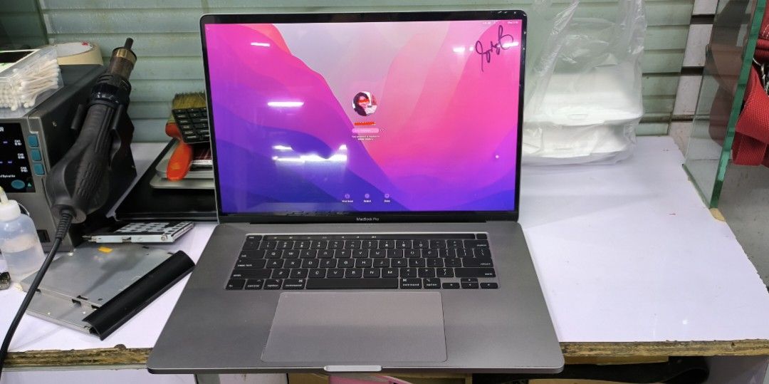 Buying defective Laptop, Computers & Tech, Laptops & Notebooks on Carousell