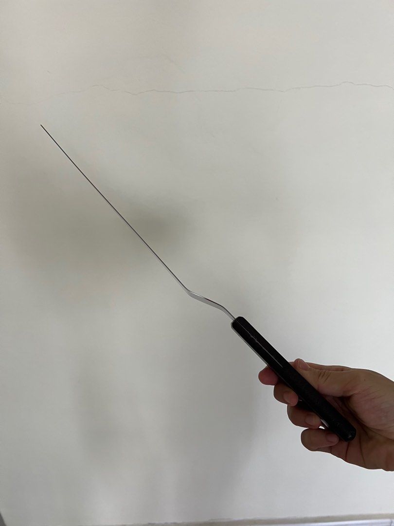 Cake spatula 8 inch , angled, Furniture & Home Living, Kitchenware ...