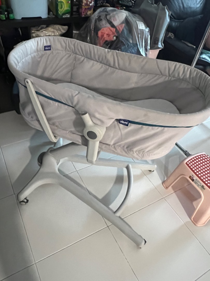 Chicco, Babies & Kids, Baby Nursery & Kids Furniture, Cots & Cribs on ...