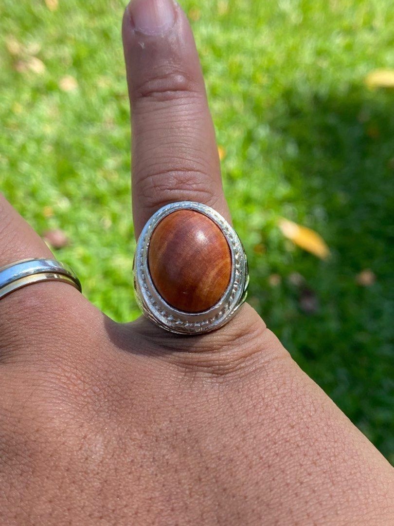 Cincin Raja Kayu Asli ( Men’s Agathis Ring ), Women's Fashion, Jewelry ...
