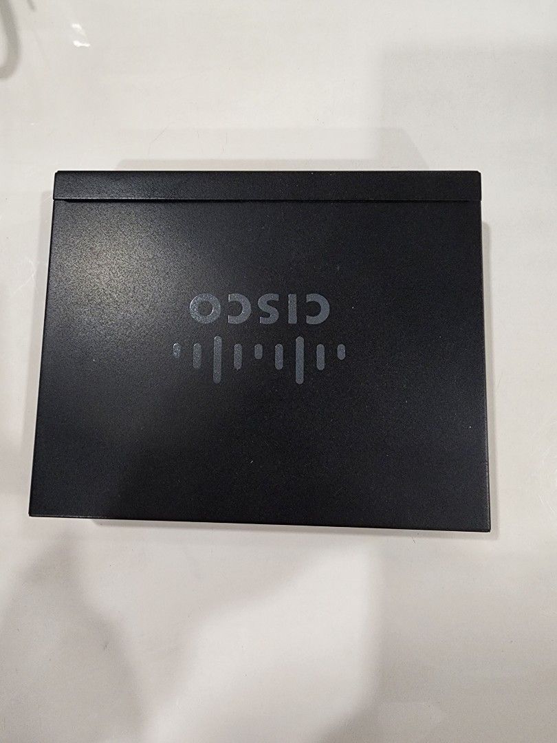 CISCO 8-Port 10/100 PoE Desktop Switch, Computers & Tech, Parts ...