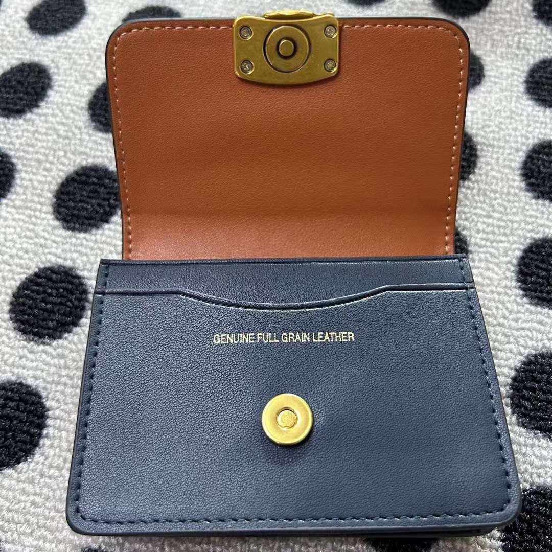 Coach Bandit Card Case, Women's Fashion, Bags & Wallets, Wallets & Card ...