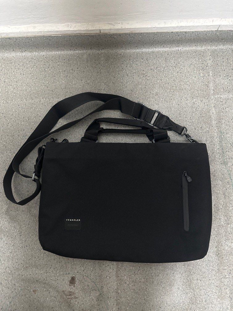 Crumpler laptop bag, Computers & Tech, Parts & Accessories, Laptop Bags ...