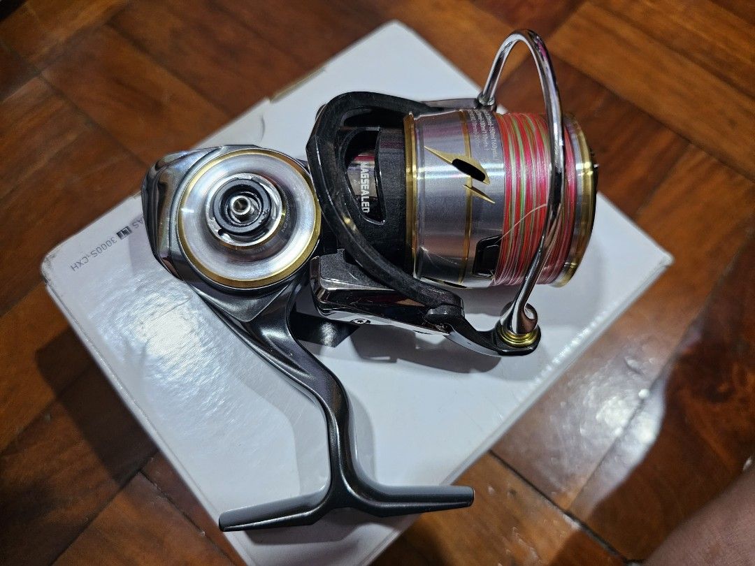 Daiwa Luvias LT 3000S - CXH Spinning Reel Shimano Stella Vanford Twinpower Certate Saltiga ...