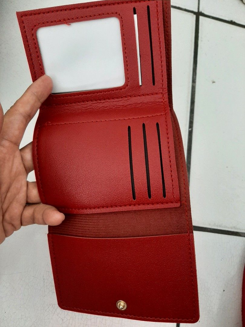 Dompet mini keren, Fesyen Wanita, Tas & Dompet di Carousell