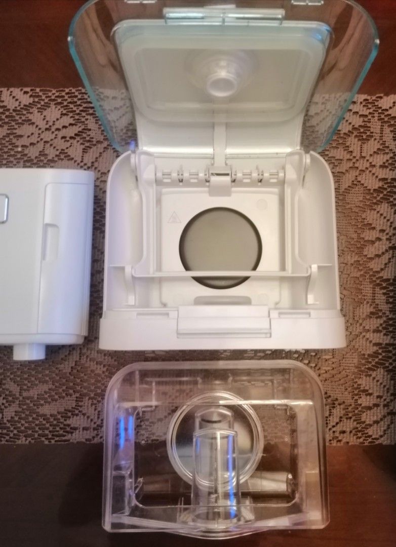 DreamStation 1 Auto/ CPAP Machine, Health & Nutrition, Medical Supplies ...