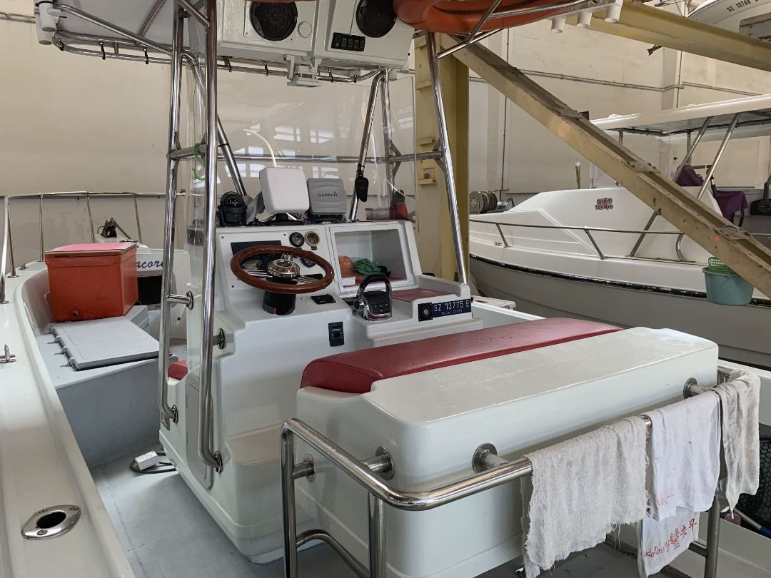 Dynaglass 28 fishing boat for sale, Sports Equipment, Other Sports ...