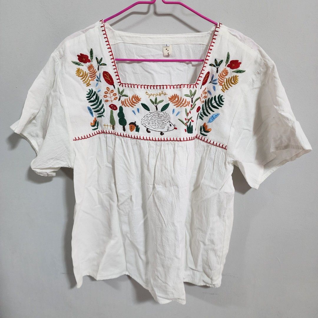 Embroidery White Top, Women's Fashion, Tops, Blouses on Carousell
