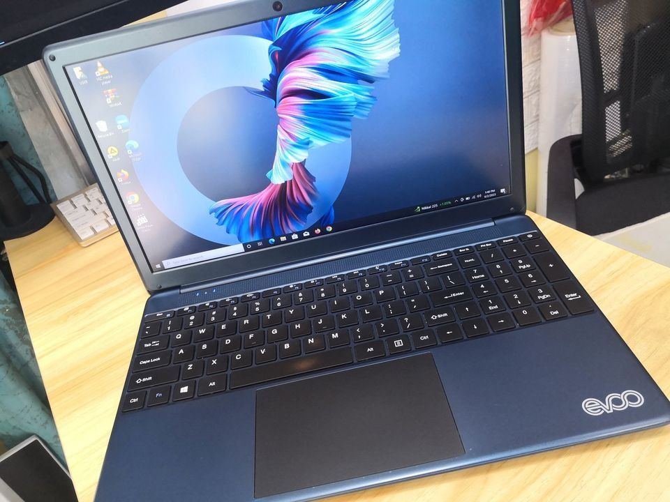 EVOO ProductsCompany|EVC156-1| Intel Corei7| 8GB RAM | 256GB M.2 SSD ...