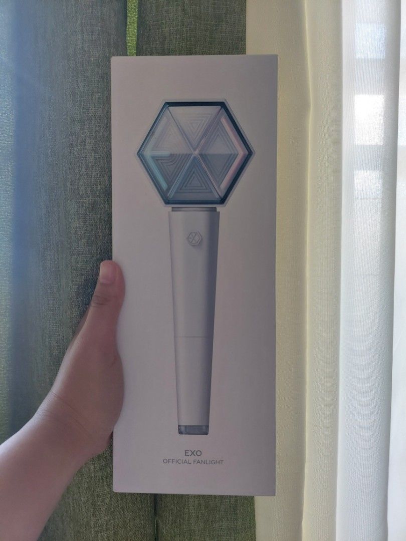 EXO OFFICIAL LIGHTSTICK VER 3, Hobbies & Toys, Memorabilia ...