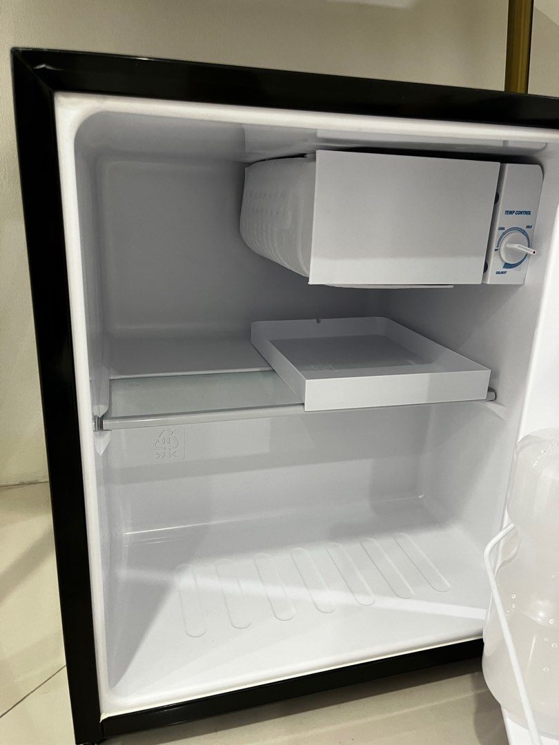 EZY Personal Refrigerator, TV & Home Appliances, Kitchen Appliances ...