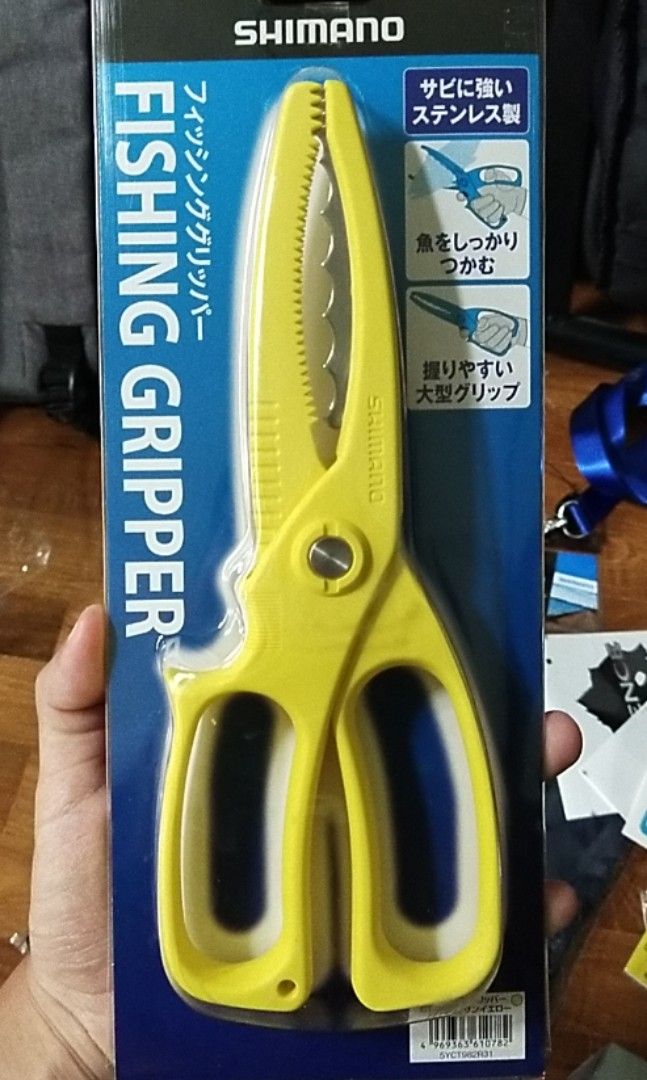 Fish gripper shimano, Sports Equipment, Fishing on Carousell