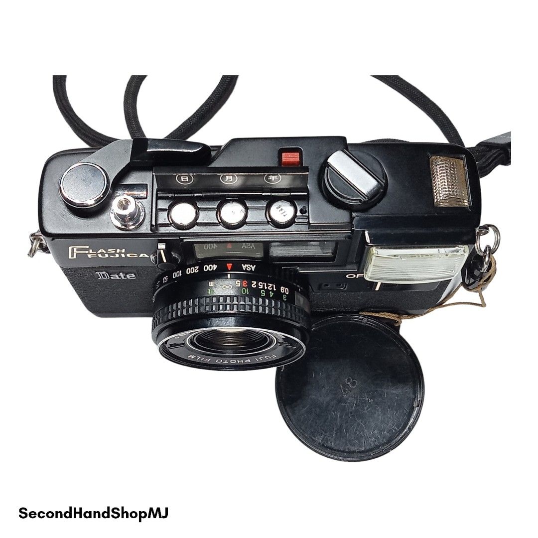 Fujifilm Flash Fujica Date 38mm F2.8 / 35mm Film Camera 1975 (Made in ...