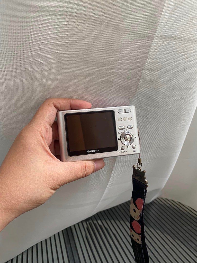 fujifilm z3 digicam rare, Photography, Cameras on Carousell