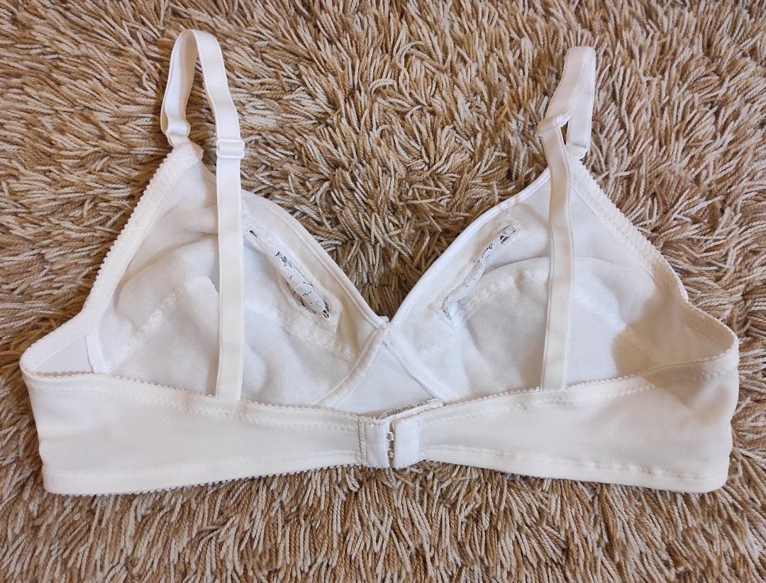 Gigi Non Wire Bra 36B, Women's Fashion, Undergarments & Loungewear on ...