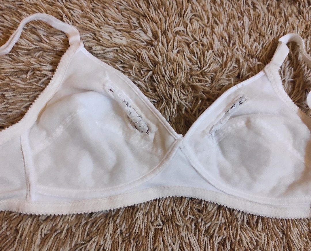 Gigi Non Wire Bra 36B, Women's Fashion, Undergarments & Loungewear on ...