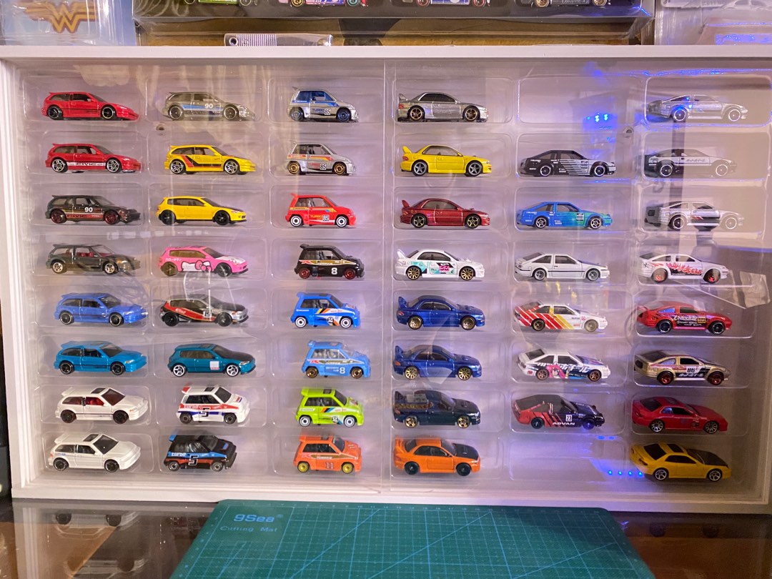 Hot Wheels display rack 1/64 tomica mini gt majorette, Hobbies & Toys ...